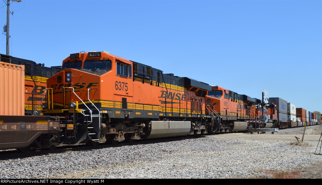 BNSF 6375